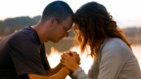 A Prayer for Oneness In Our Marriage {with free printable} - Club31Women